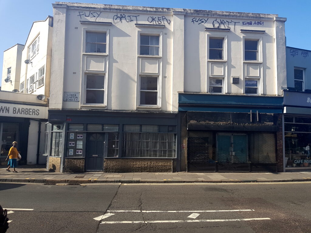 Brand newly converted 2700 sq ft split level D1 shop space with 9 rooms ...